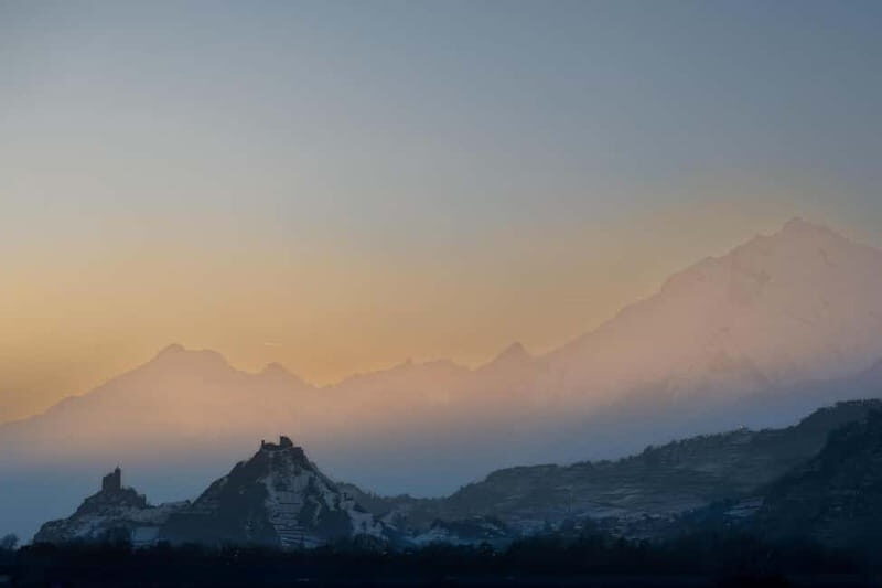 Sion: Private Guided City Walking Tour - Itinerary Breakdown