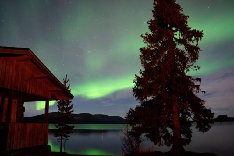 Sirkka: Northern Lights Hunting SMALL GROUPS - What to Expect on Your Northern Lights Hunt