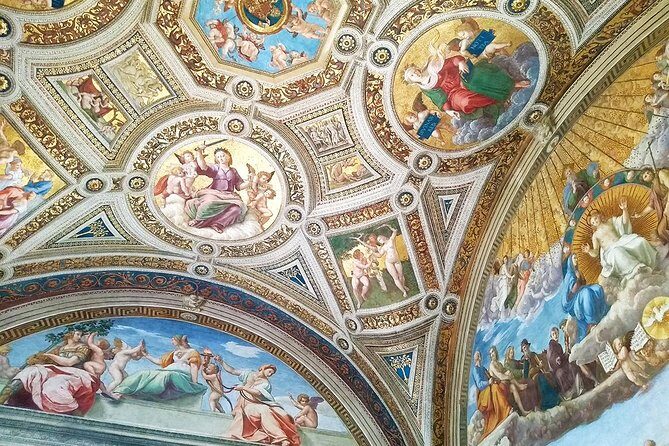 Skip-the-line Night Tour Vatican Museums with Sistine Chapel - The Experience in Detail