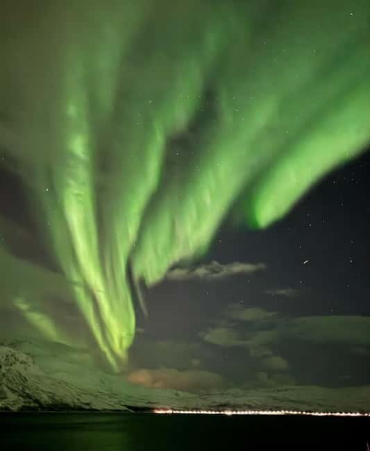 Skjervøy,North of Tromsø:Northern Lights Stargazing(Minivan) - The Value Proposition