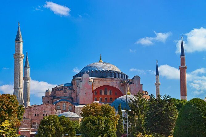 Small Group Istanbul Full-Day Shore Excursion: Hagia Sophia, Topkapi Palace, Blue Mosque, Hippodrome and Grand Bazaar - Food and Local Flavor