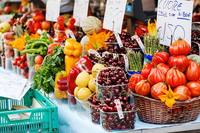Small Group Market tour and Dining Experience at a Cesarina's home in Brindisi - Key Points