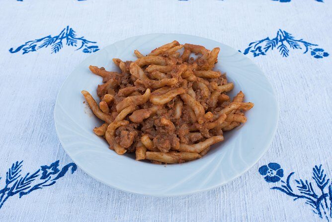Small Group Market tour and Dining Experience at a Cesarina's home in Spoleto - The Authentic Umbrian Cooking Experience