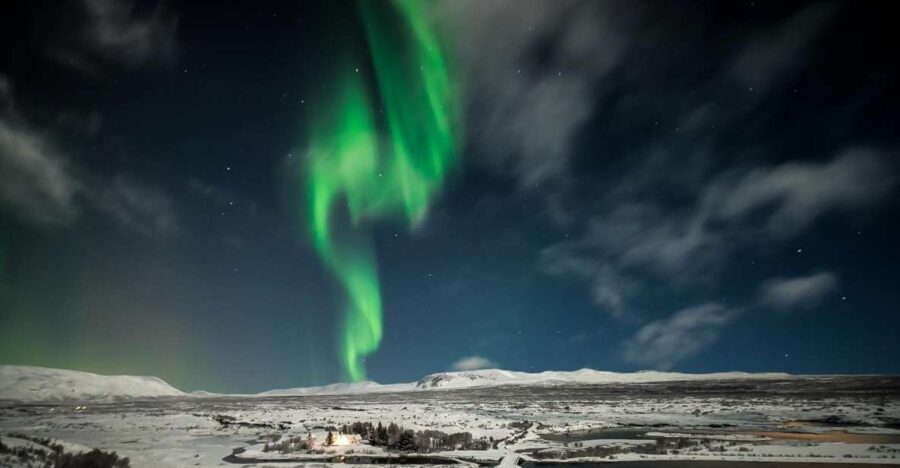 Small-Group Premium Northern Lights Tour from Reykjavik - A Closer Look at the Experience