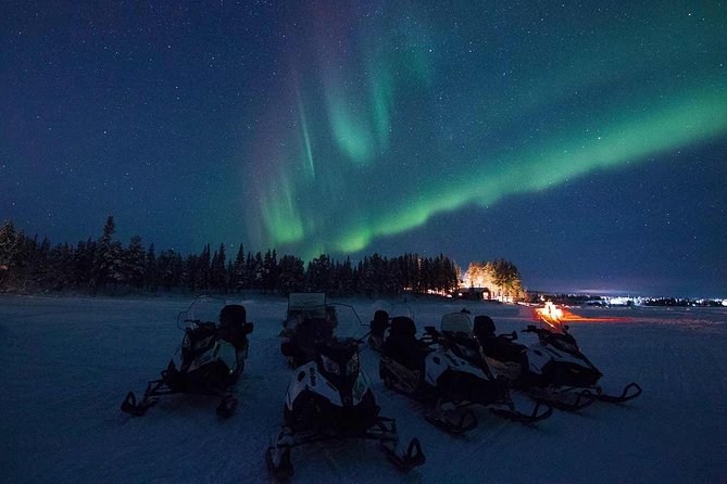 Snowmobile Aurora Expedition with dinner - Key Points