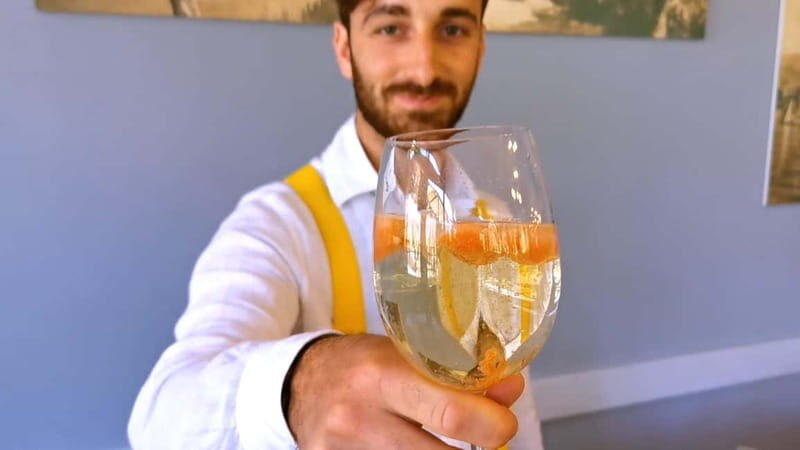 Sorrento: Make the best Fried Pizza and Limoncello Spritz - Who Should Consider This Experience?