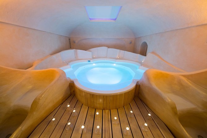Spa & Argillarium Experience with 30 minute couple massage. - Key Points