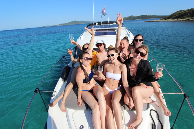 Speedboat Beach escape to Zadar Islands - An In-Depth Look at the Tour