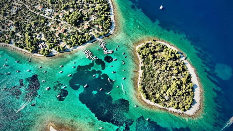 Split: Blue Lagoon & 3 Islands Speedboat Tour - Small Group - What Makes It Stand Out?