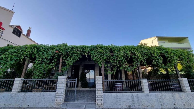 Split&Trogir: Wine Tasting at Seafront Winery - Who Would Love This Tour?