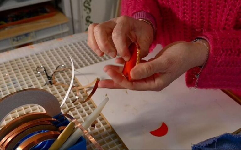 Stained Glass Course in Rome's Trastevere - Is this Experience Worth the Price?