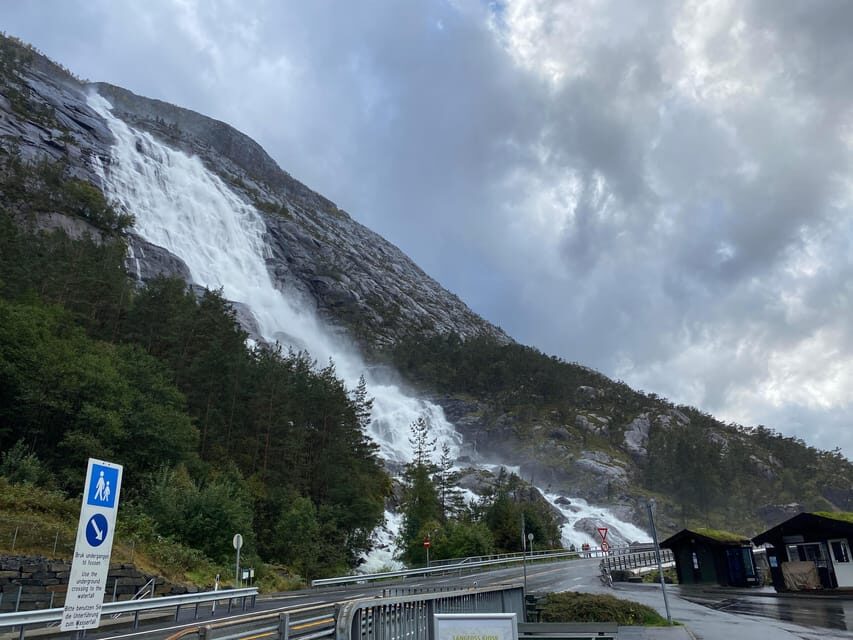 Stavanger: Trip to the Langfoss and Latefoss waterfalls - What This Tour Means for You: Authentic Norway in a Day
