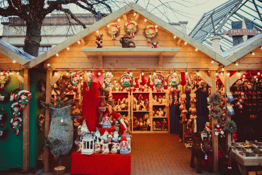 Stockholm: Christmas Markets & Lights Guided Walking Tour - Exploring Stockholm’s Christmas Markets