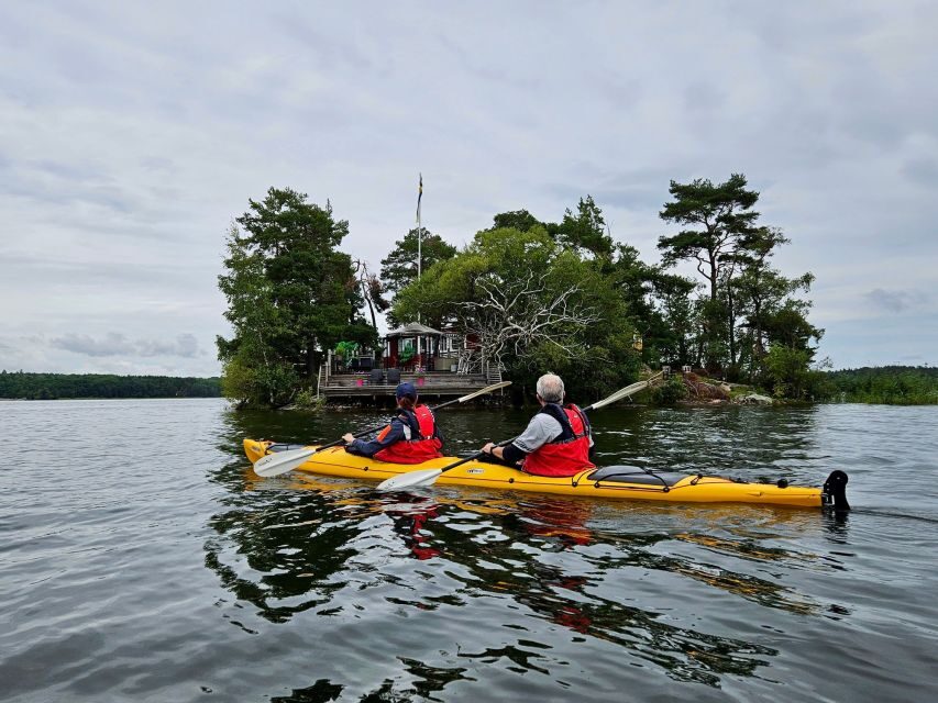 Stockholm: Guided Kayak Tour to Drottningholm Royal Palace - Who Should Book This Tour?