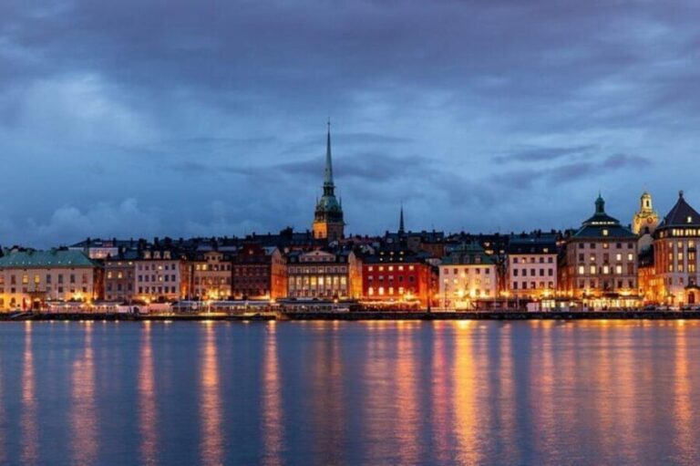 Stockholm: Must-See Attractions Walking Tour with a Guide - Final Thoughts