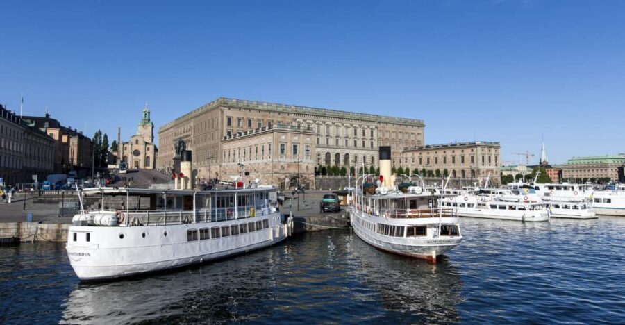 Stockholm: Old Town Walking Tour w/ Vasa Museum & Boat Ride - Why This Tour Works Well for Travelers