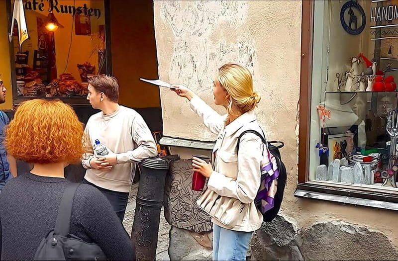 Stockholm: Old Town Walking Tour with Local Guide - What Makes This Tour Stand Out