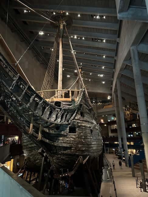 Stockholm: Vasa Museum Tour with Entry Ticket & Guide - Set the Scene at the Vasa Museum