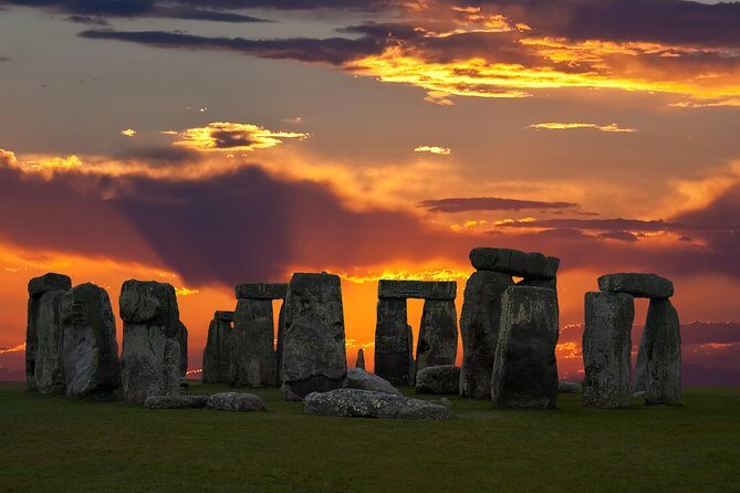 Stonehenge Summer Solstice Tour from London: Sunset or Sunrise Viewing - Transportation and Group Size