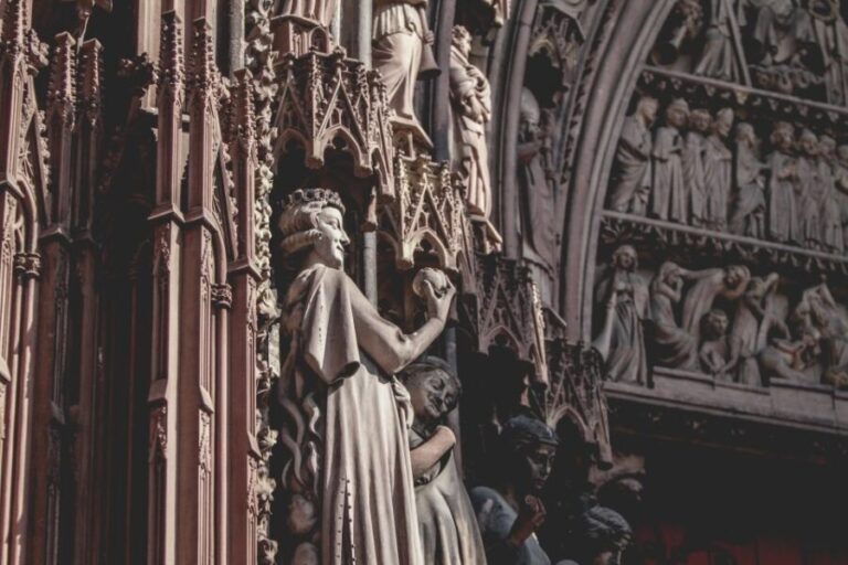Strasbourg: Capture the most Photogenic Spots with a Local - Stops and Highlights