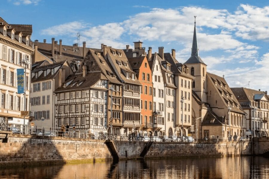Strasbourg: Christmas Market and City 3 Hour Walking Tour - What Does the Tour Include (and What Doesn’t)