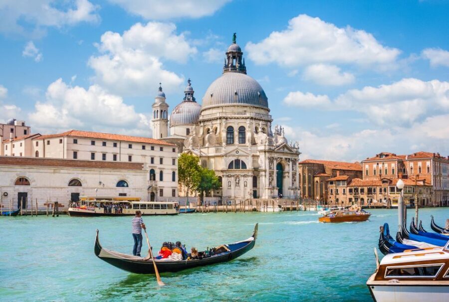 Stunning Venice  Walking Tour for Couples - What to Expect on the Tour