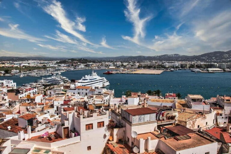 Sun, Sea & Stories: Private Ibiza Walking Tour - Why This Tour Works