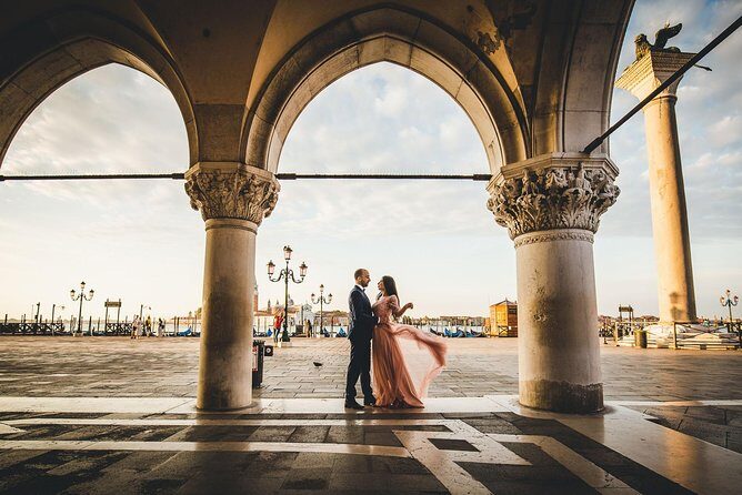 Sunrise Couple Photoshoot Tour - What makes this tour special?