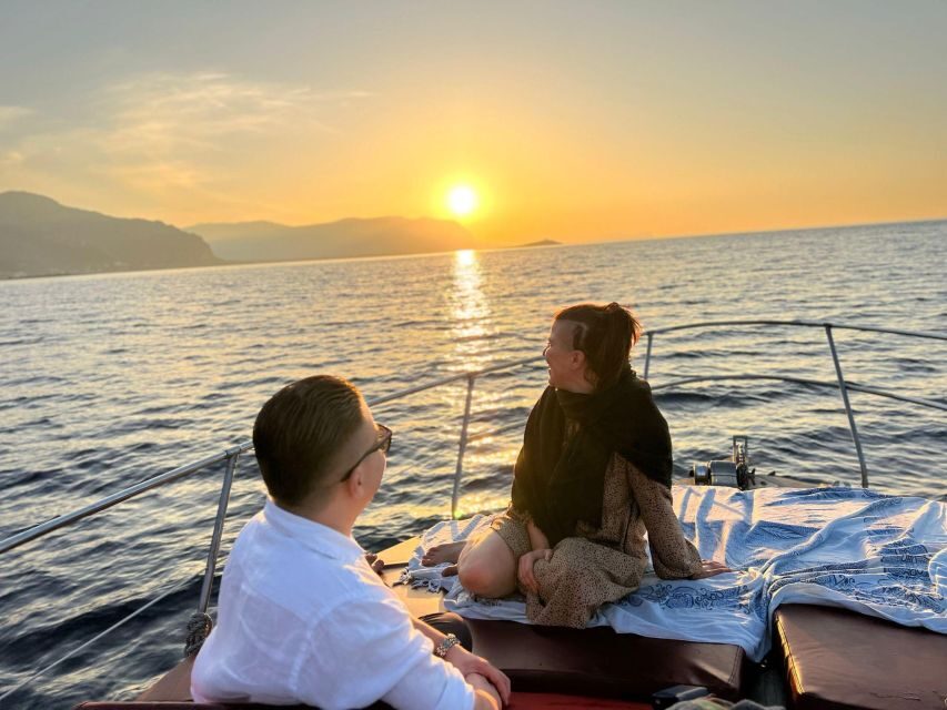 Sunset boat tour in Palermo - A Practical, Detailed Look at the Sunset Boat Tour