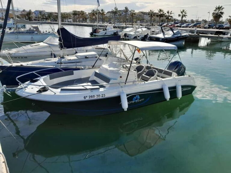 Sunset in Private Boat with wine, ibérico Gourmet 2 hours - Who Will Love This Experience?