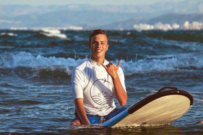 Surf lesson on Valencia beach - Practical Details and Logistics