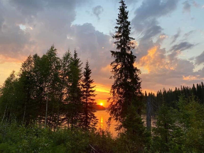 Swedish Lapland: Summer Hike and Midnight Sun Dinner - Value and Practical Details