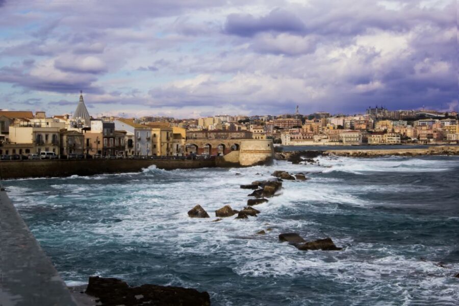 Syracuse: Highlights of Ortigia Guided Walking Tour - Practical Tips and What to Expect