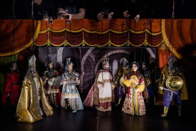 Syracuse: Sicilian Puppet Show with visit behind the scenes - Who Would Love This Experience?