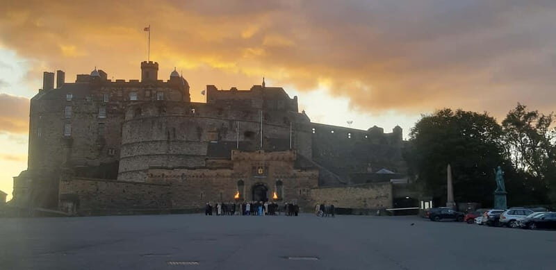 Tales of the Royal Mile - Lawnmarket and Castlehill - The itinerary explained