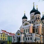 Tallinn Old Town: Food and History Self-Guided Walking Tour - Detailed Breakdown of the Itinerary