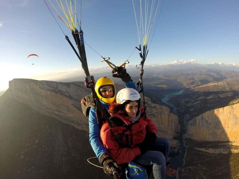 Tandem Paragliding over Barcelona + Transport - Who Will Love This Tour?