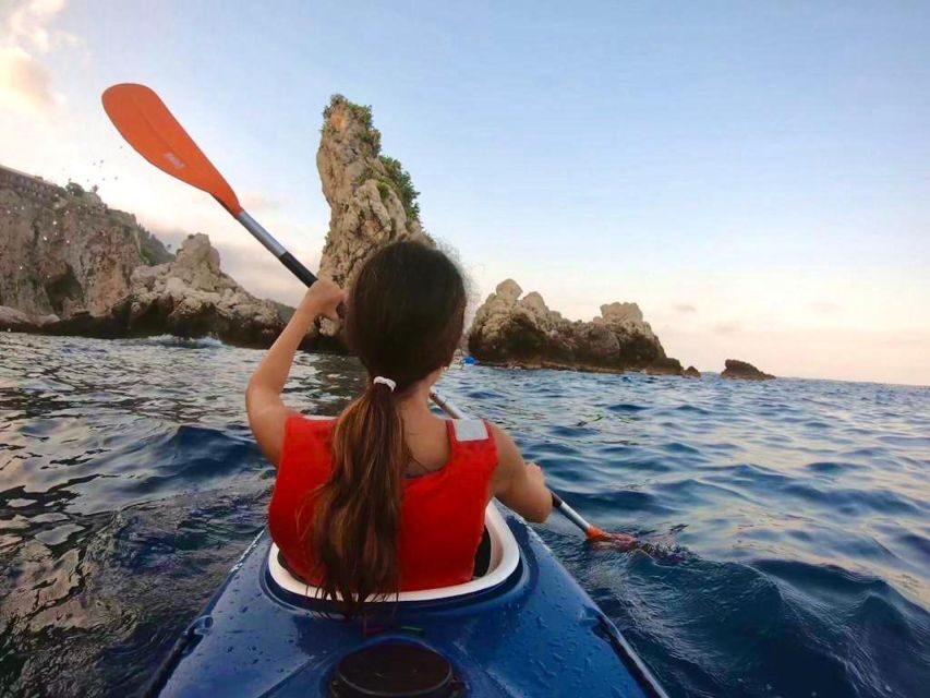 Taormina: Kayak Coastal Tour to Isola Bella and Blue Grotto - In-Depth Look at the Itinerary