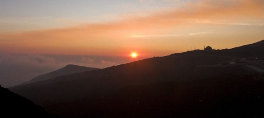 Taormina: Mount Etna Sunset Tour with Cave Visit and Tasting - What to Expect on the Tour