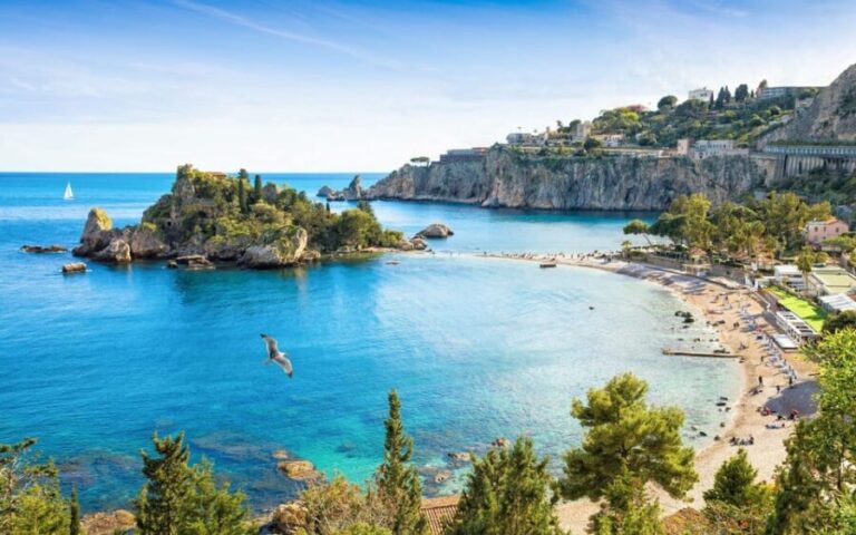 TAORMINA: TOUR IN BARCA ISOLABELLA CON APERITIVO - A Practical Overview of the Experience
