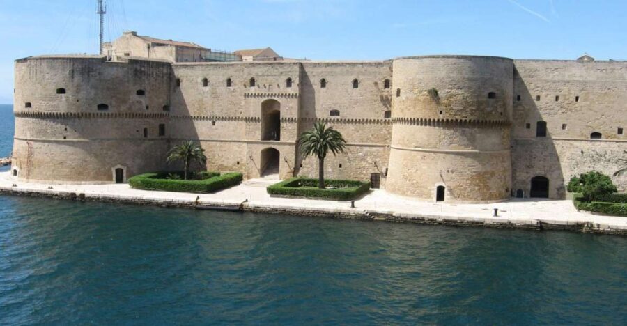 Taranto: 2 Seas Walking Tour - Insights from Reviews