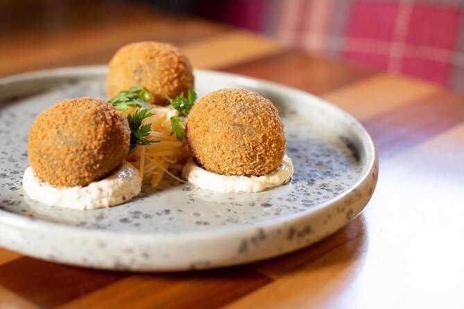Taste Of Edinburgh Food Tour With All Food & Drinks Included - An Introduction to the Experience