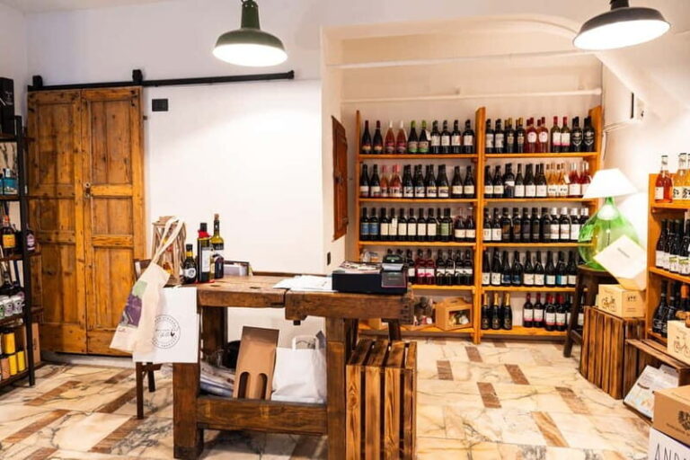 Tasting of Local Wines with appetizers in Rapallo's historic center. - Authentic Experiences and Honest Reviews