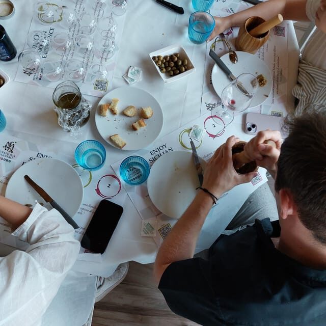 Tasting of sicilian olive oils and specialties - Who Should Consider This Tour?