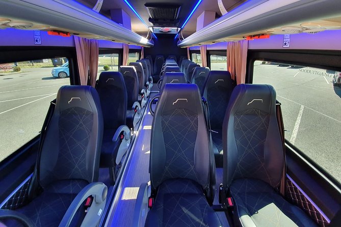 Taxi minibus Transfer Amsterdam Hotel to cruise port Amsterdam - Key Points
