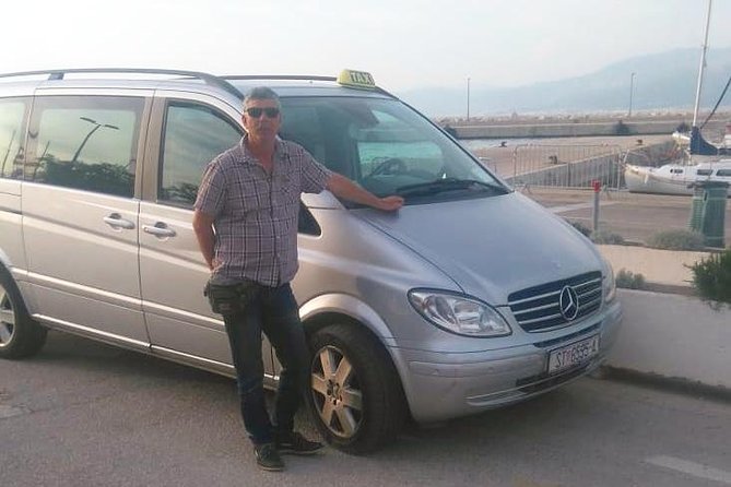 Taxi Supetar, Bra - Introduction
