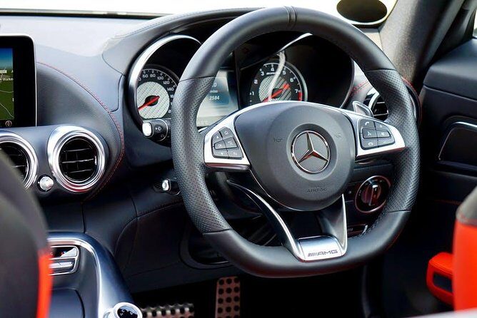 Taxi Transfers from Barcelona city to airport - The Real Traveler Experience