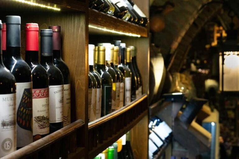 Tbilisi: Georgian Dinner with Wine and Tamada (Toastmaster) - The Itinerary in Detail