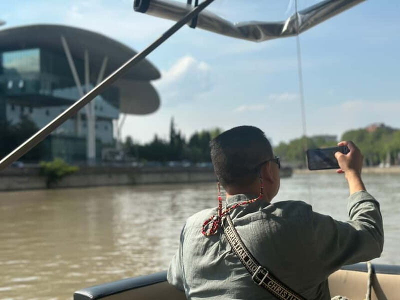 Tbilisi: River Sightseeing Boat Ride with Welcome Drink - The Itinerary in Detail