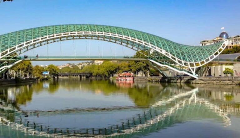 Tbilisi transfer: Sevan and Dilijan stop to or from Yerevan - Who Should Consider This Experience?